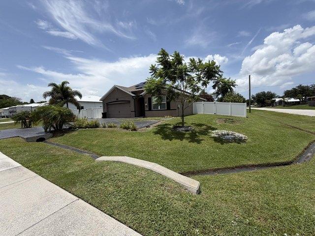 103 SW Oakridge Dr, Port Saint Lucie, FL 34984