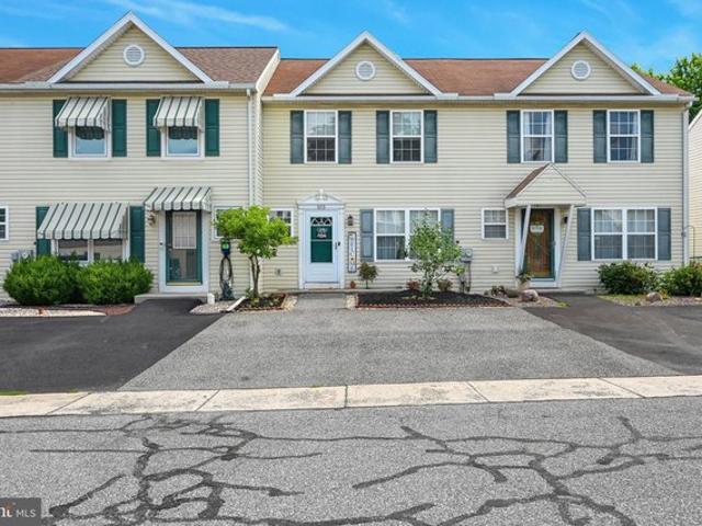 103 Peach St, Newmanstown, PA 17073