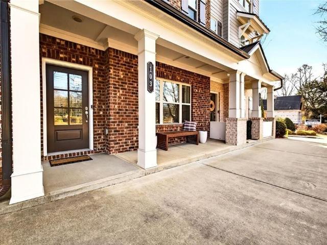 103 Periwinkle Lane