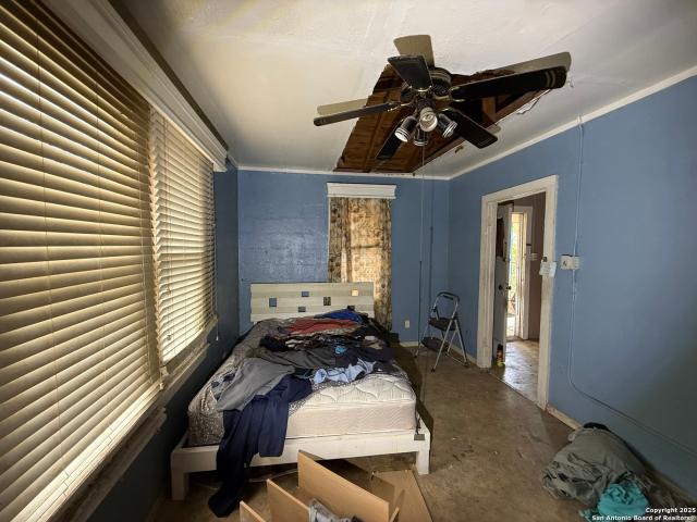 103 Pharis St, San Antonio, TX 78237 | MLS #1885