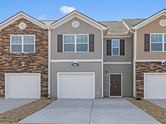 103 Pleasant Woods Trl, Greenville, SC 29605