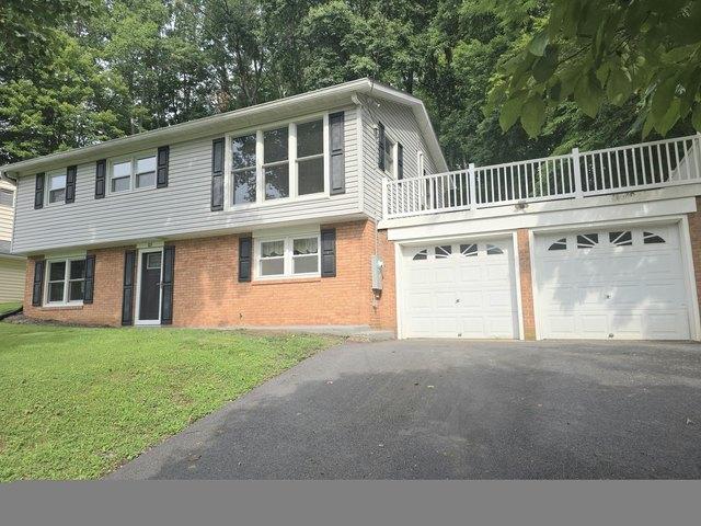 103 Ridgewood Cir, Covington, VA 24426