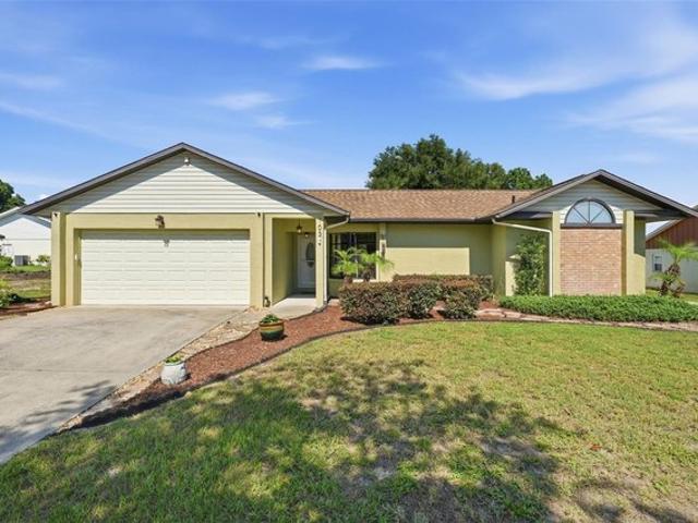 103 Ridgecrest Dr, Eustis, FL 32726