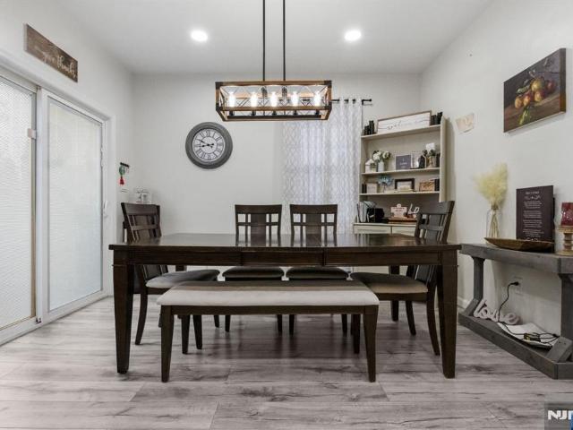 103 Rutherford Place