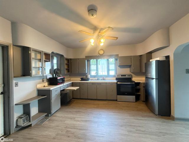 103 W 3Rd Street