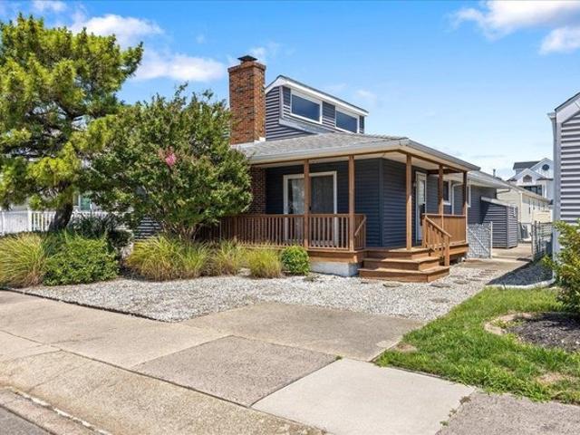 103 W Trenton Ave, Wildwood Crest, NJ 08260