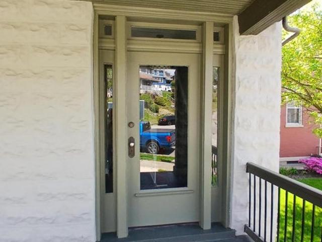 103 W Walnut Street