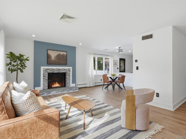 103 W Willow Street