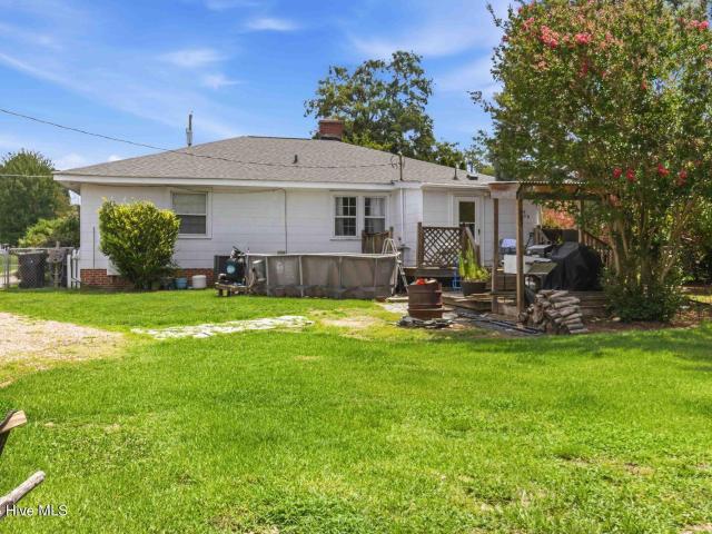 103 W Julian Avenue