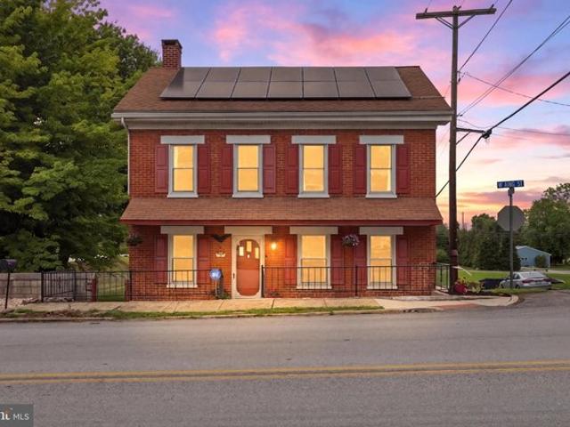 103 W King St, Abbottstown, PA 17301