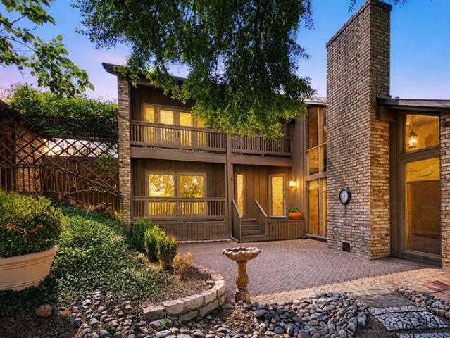 103 W Northgate Dr, Irving, TX 75062