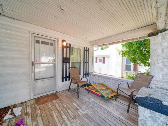 103 W Summit Street