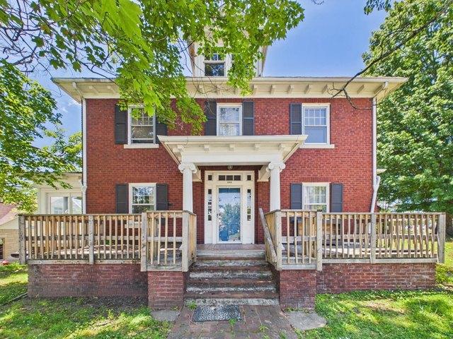 103 Woodland Dr, Huntington, WV 25705