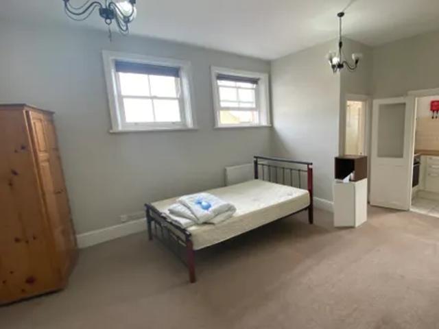 103 Woodstock Road, London, N4 3EU, United Kingdom | 1 bed apartment for rent #166898651 | Rentberry