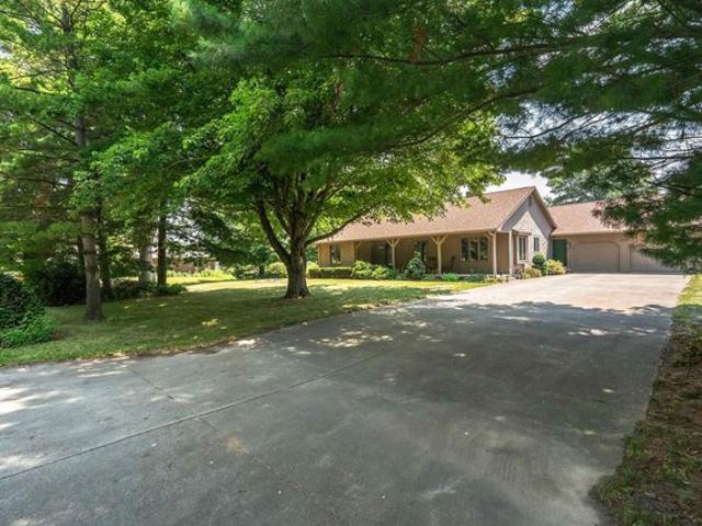 103 Wayne Pl, Sharpsville, IN 46068