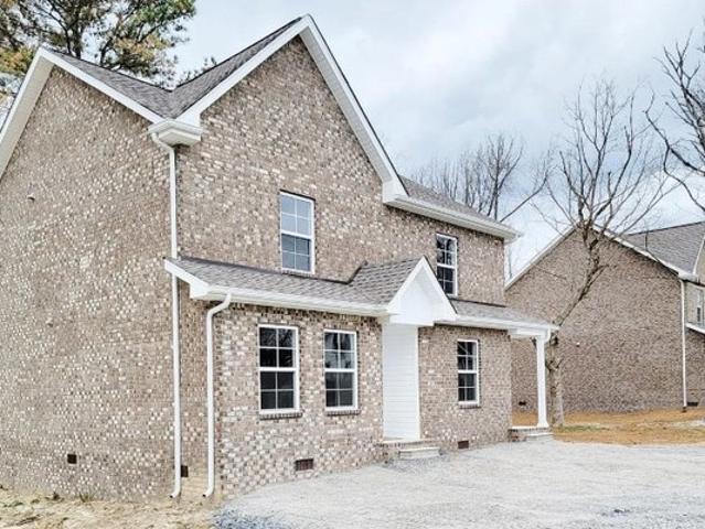 103 Walton Ave, Lafayette, TN 37083