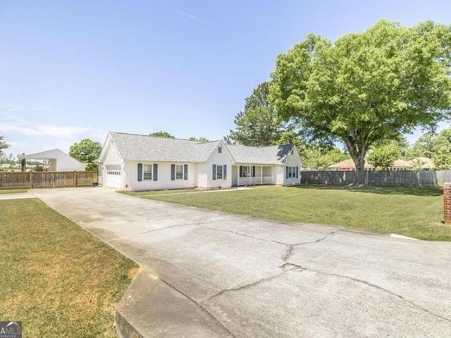 103 Wedgewood Dr, Bonaire, GA 31005
