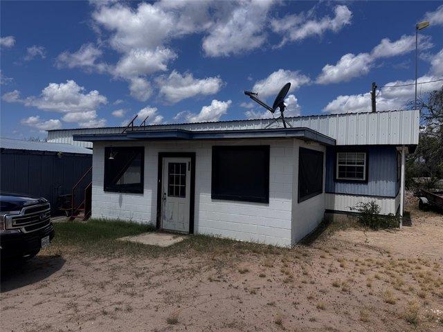 103 Windmill Rd, Del Rio, TX 78840