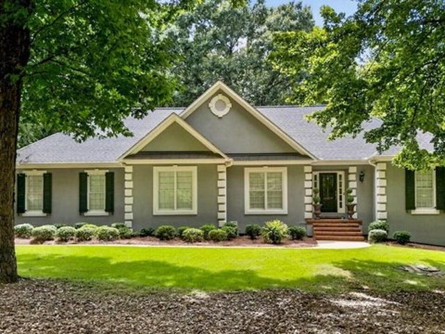 103 Windridge Dr, Lagrange, GA 30240