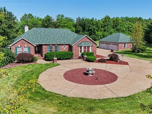 103 Talon Ct, Wentzville, MO 63385