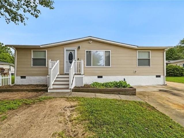 103 Tall Pine Cir, Yorktown, VA 23693