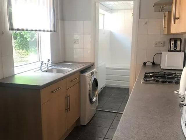 103 Teignmouth Road, Stirchley, B29 7AX, United Kingdom | 4 bed duplex for rent #70505840 | Rentberry