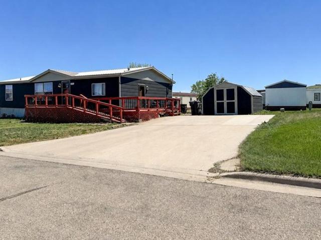 103 Telegraph Trl, Fort Pierre, SD 57532