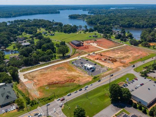 103 Thunder Pointe Dr, Eatonton, GA 31024