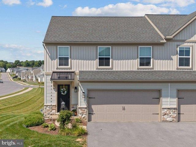 103 Thompson St, State College, PA 16803