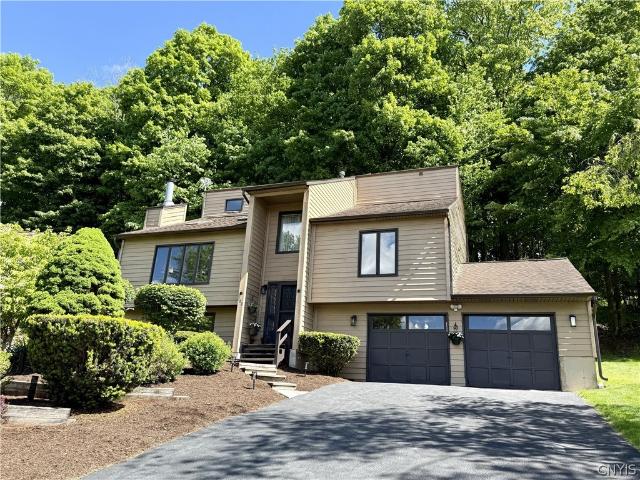 103 Viceroy Drive