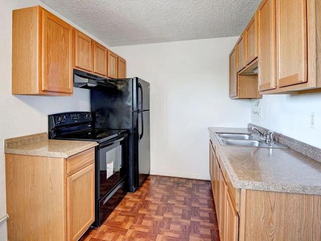 10444 E. 14th Avenue Studio Apartment for Rent at 10444 E 14th Ave, Aurora, CO 80010 Delmar Parkway