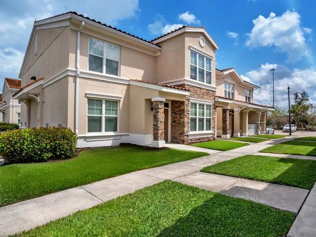 10445 Corkscrew Commons Dr, Estero, FL 33928