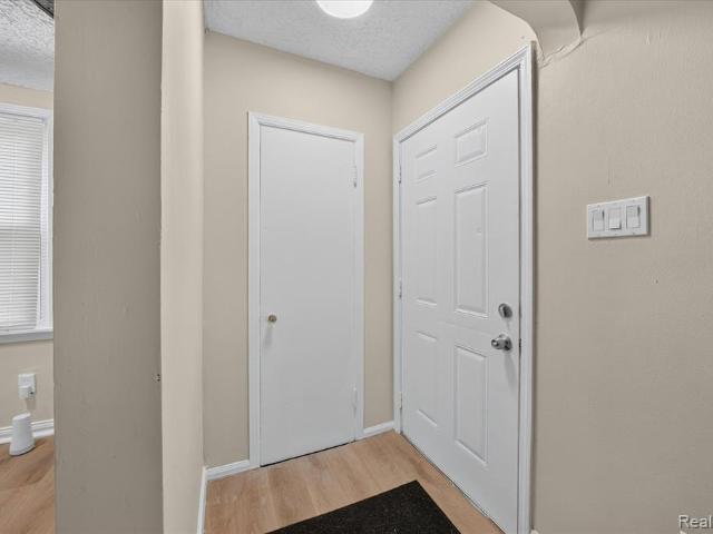 1044 Magnolia Drive