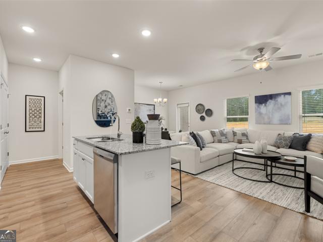 1044 Merritt Drive 23
