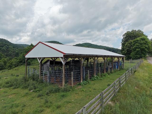 1044 Mitchell Valley Road