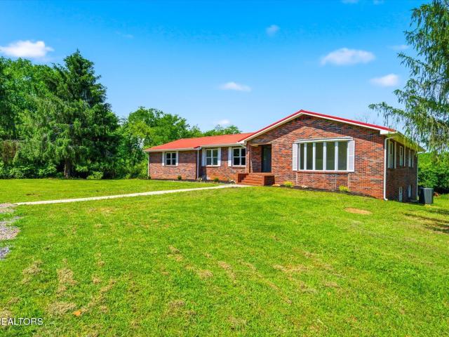 1044 Old Lee Hwy