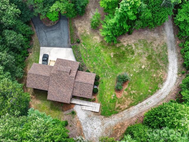 1044 Belvidere Lane