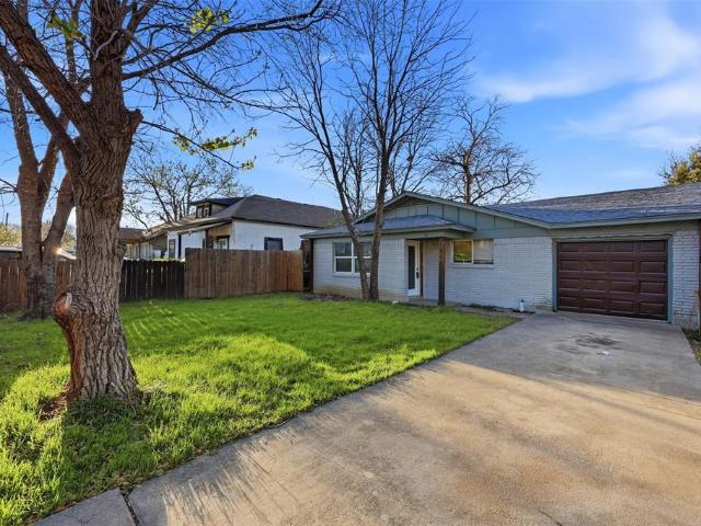 1044 E Cantey St, Fort Worth, TX 76104 | MLS #21202 | Compass