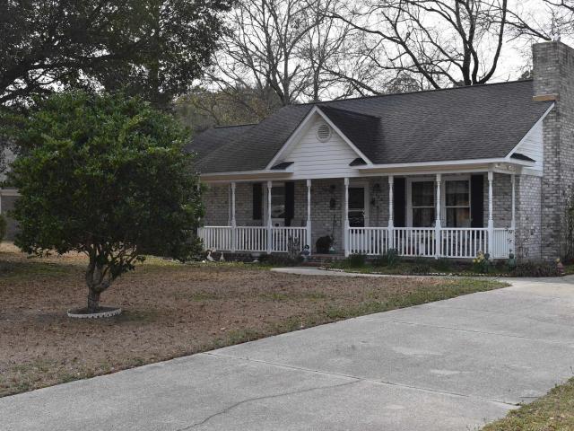 1044 Forest Dr, Conway, SC 29526 | MLS #2604 | Compass