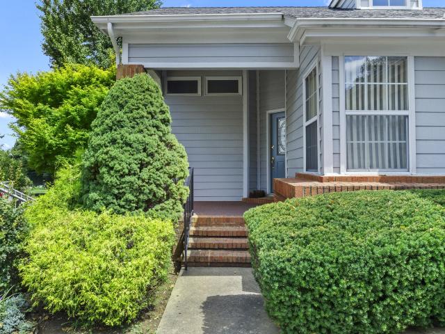 1044 Griffin Gate Drive