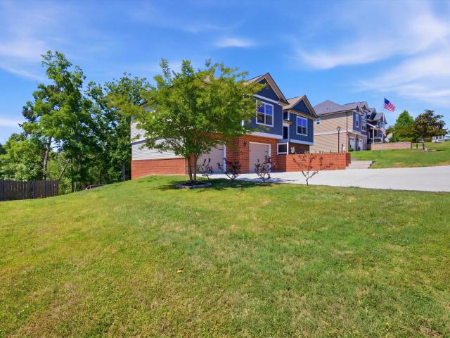 1044 Longo Drive