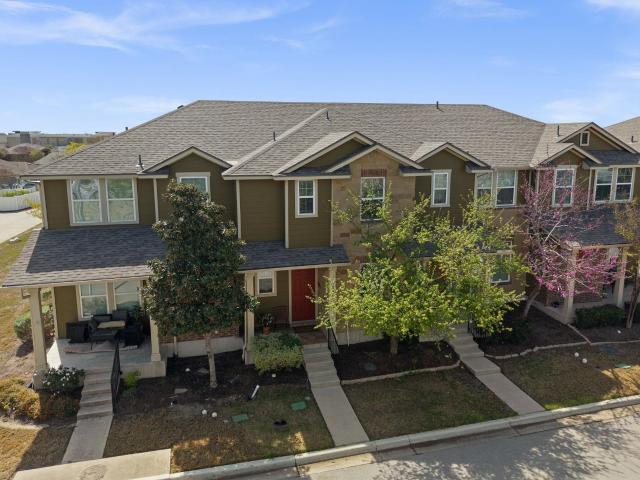 1044 Lost Pines Ln