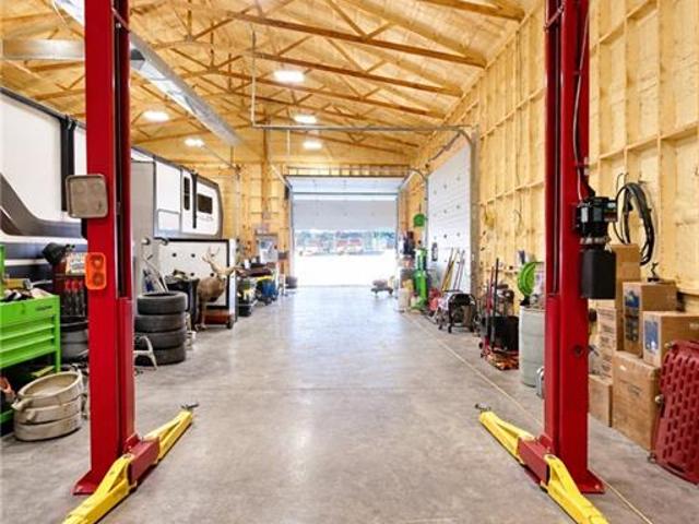 1044 SW 101st Rd, Chilhowee, MO 64733 | MLS #2601