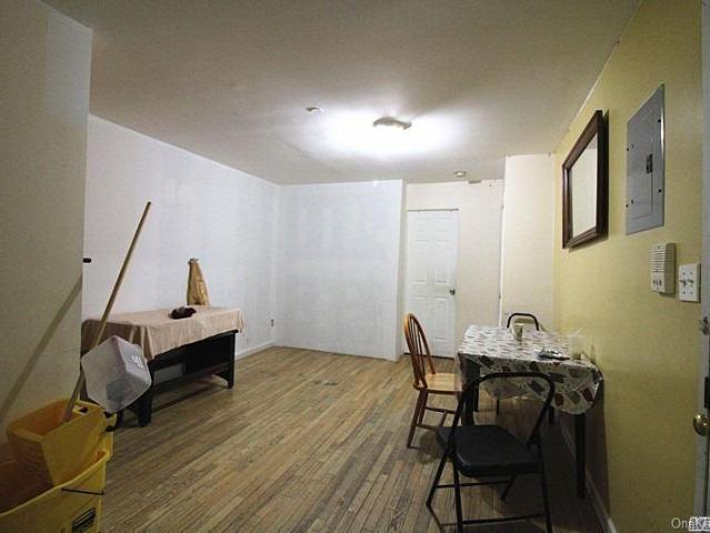 1044 th Avenue