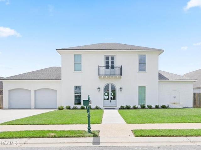 1044 The Lake Dr, Broussard, LA 70518