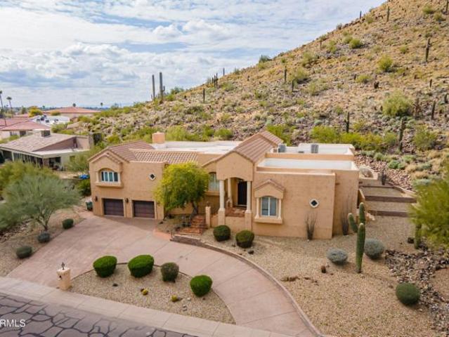 1044 W Indian Hills Pl, Phoenix, AZ 85023 in Phoenix, Arizona