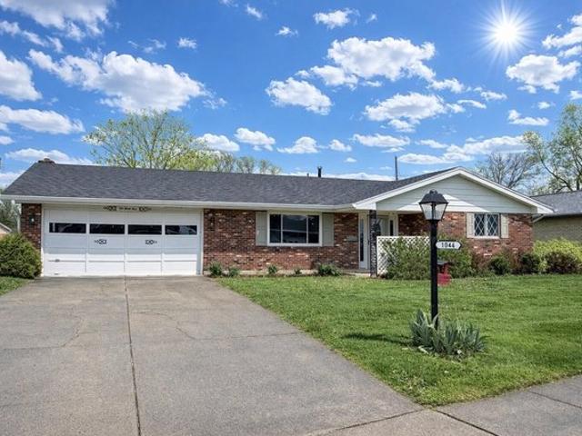 1044 Woodland Dr, Lima, OH 45805