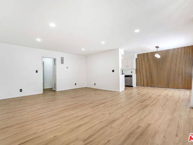 1044 9th Street 3
