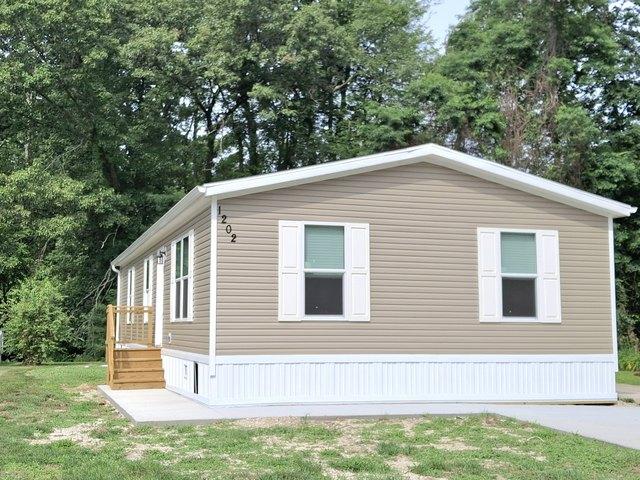 10450 6 Mile Rd Lot 122, Battle Creek, MI 49014