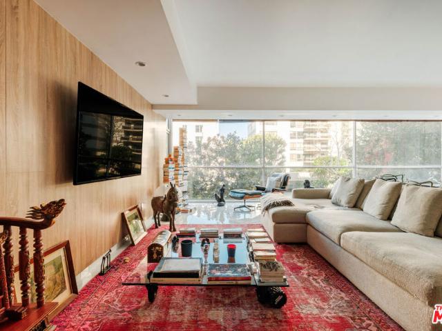 10450 Wilshire Boulevard 2G